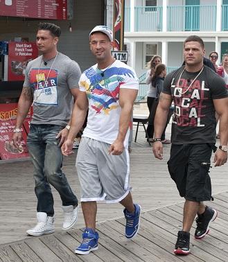 'Jersey Shore' Cast Gets Into Seaside Bar Brawl