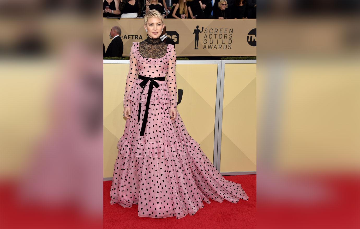 Kate Hudson Still Trying To Reconnect Her Ab Muscles After Pregnancy