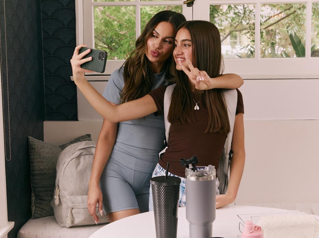 'Love Is Blind' Star Jessica Vestal's Daughter Helps Her Make Content