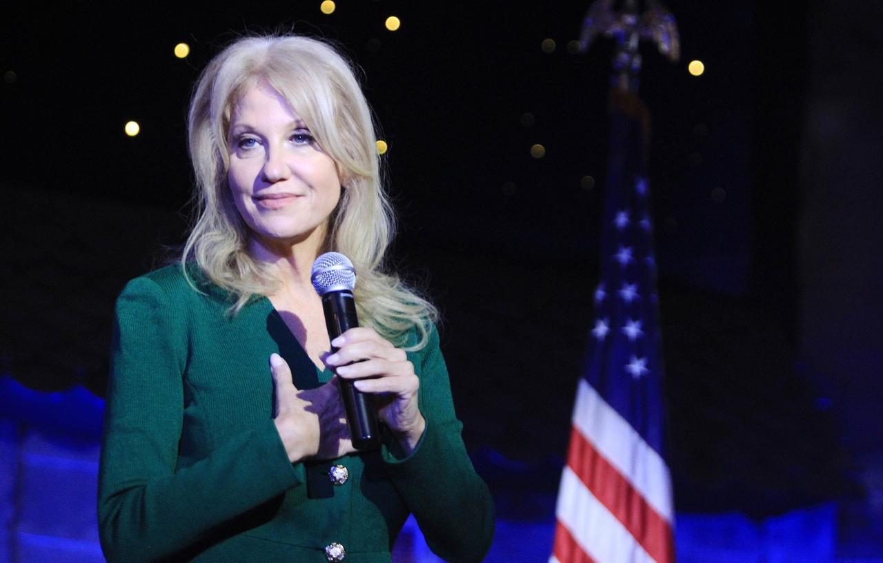 Donald Trump & Kellyanne Conway Compared To Wax Figures In New Photo