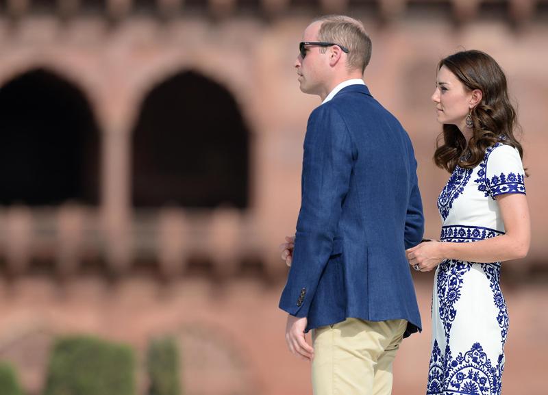 Diminishing Duchess! Kate Middleton Weighs A Shocking 99 Lbs. — Her ...