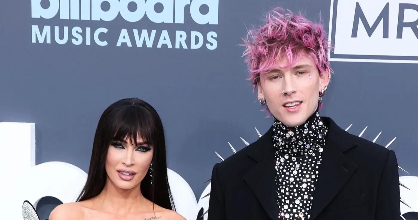 Megan Fox Flaunts Her Curves Amid MGK Reconciliation Rumors