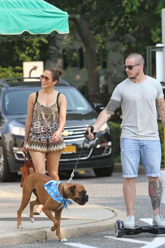 The Fab Life! Jennifer Lopez' Dogs Have An UNBELIEVABLY Expensive ...