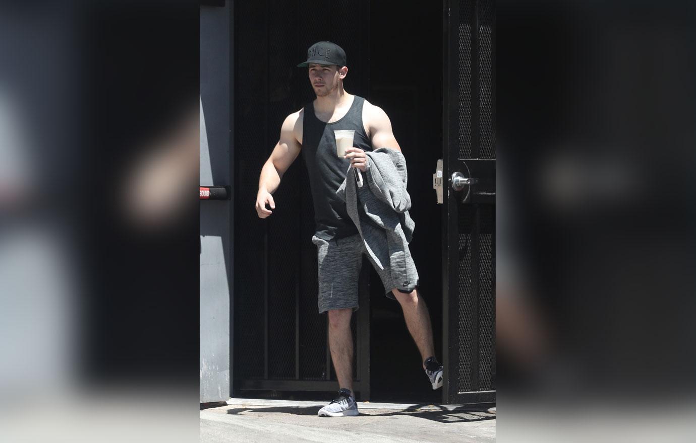 OMG! Nick Jonas Looks RIPPED As He Leaves The Gym