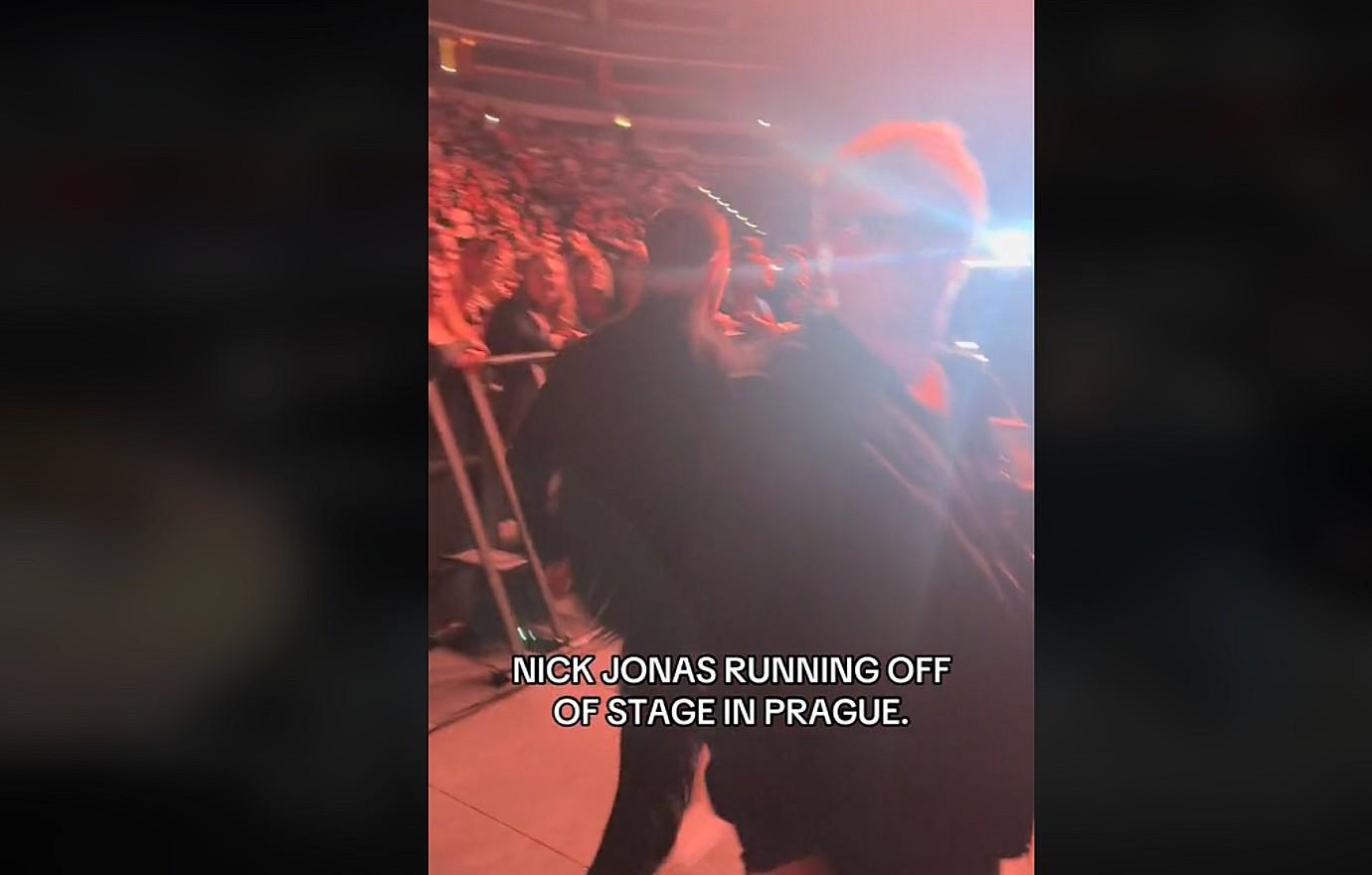 Nick Jonas Bolts Off Stage After Being Targeted By A Laser Pointer