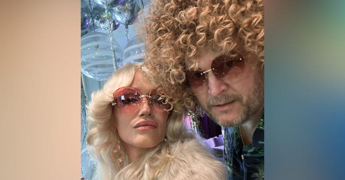 Gwen Stefani & Blake Shelton Wear Disco Outfits For Party: Photos
