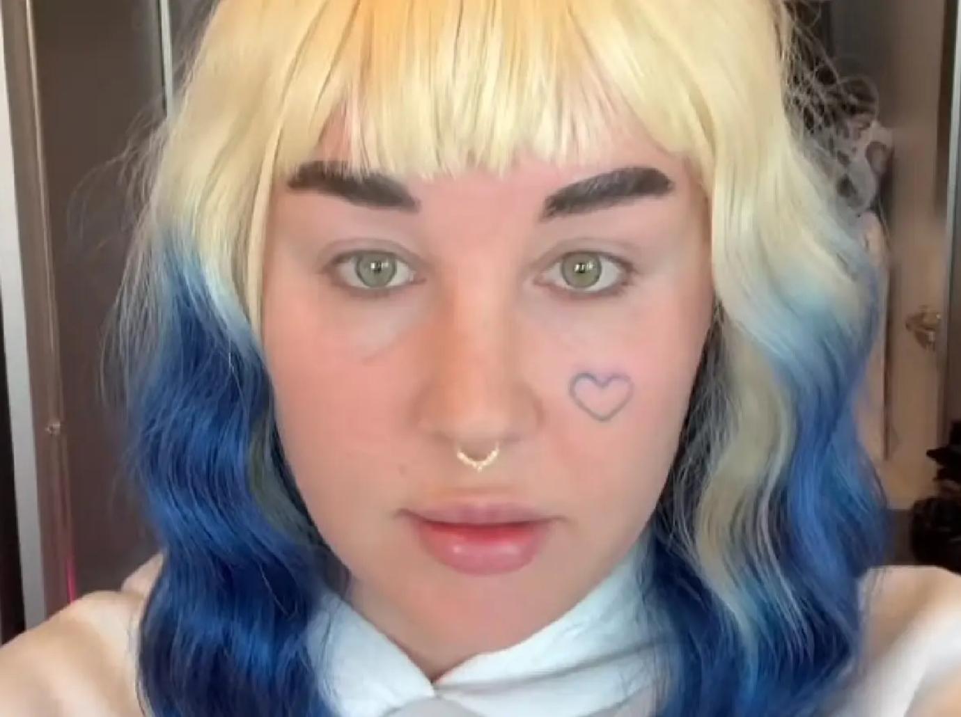 Amanda Bynes Returns To School In Effort To Obtain Manicurist License