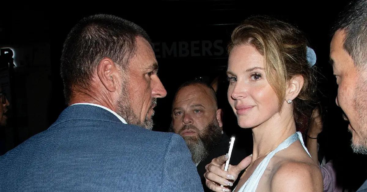 Lana Del Rey Lashes Out At Fan For Posting Selfie With Singer: Photo