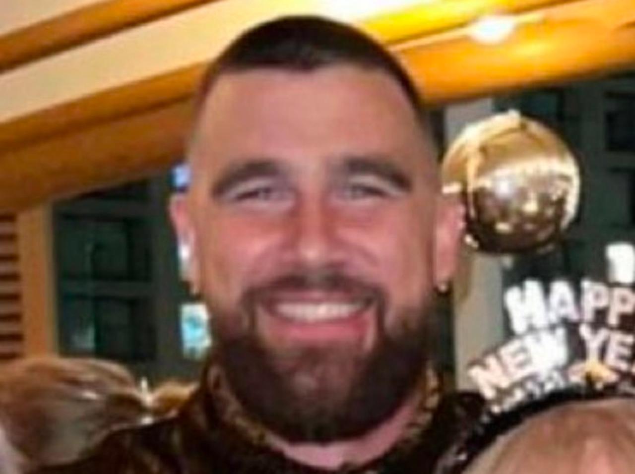 Taylor Swift's Red Lipstick Gone By End Of Night With Travis Kelce