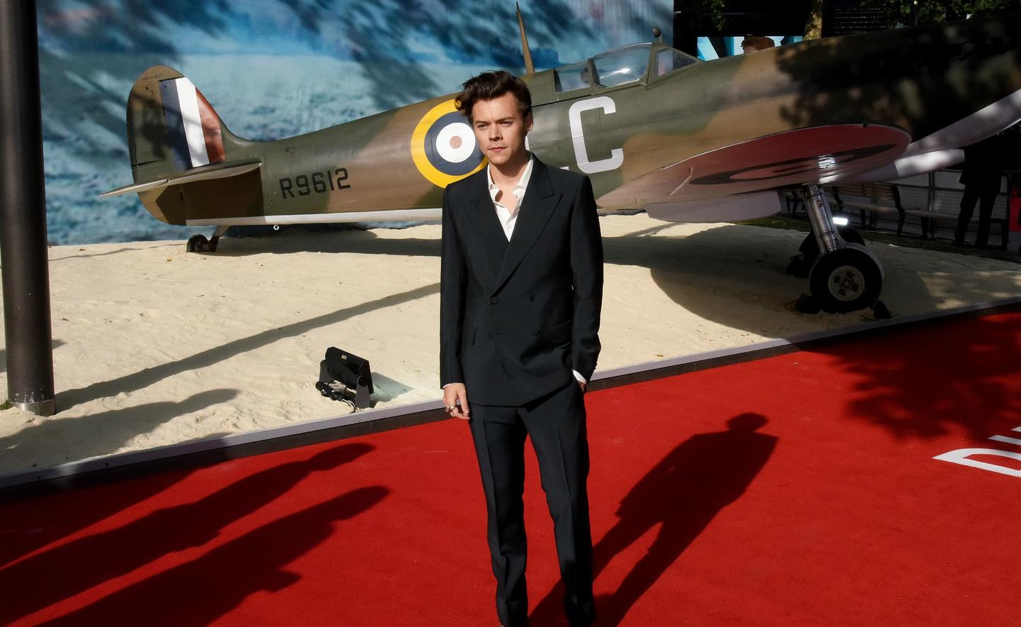 Harry Styles Gets Bodyguards To Protect From Stalkers On 'Dunkirk' Tour