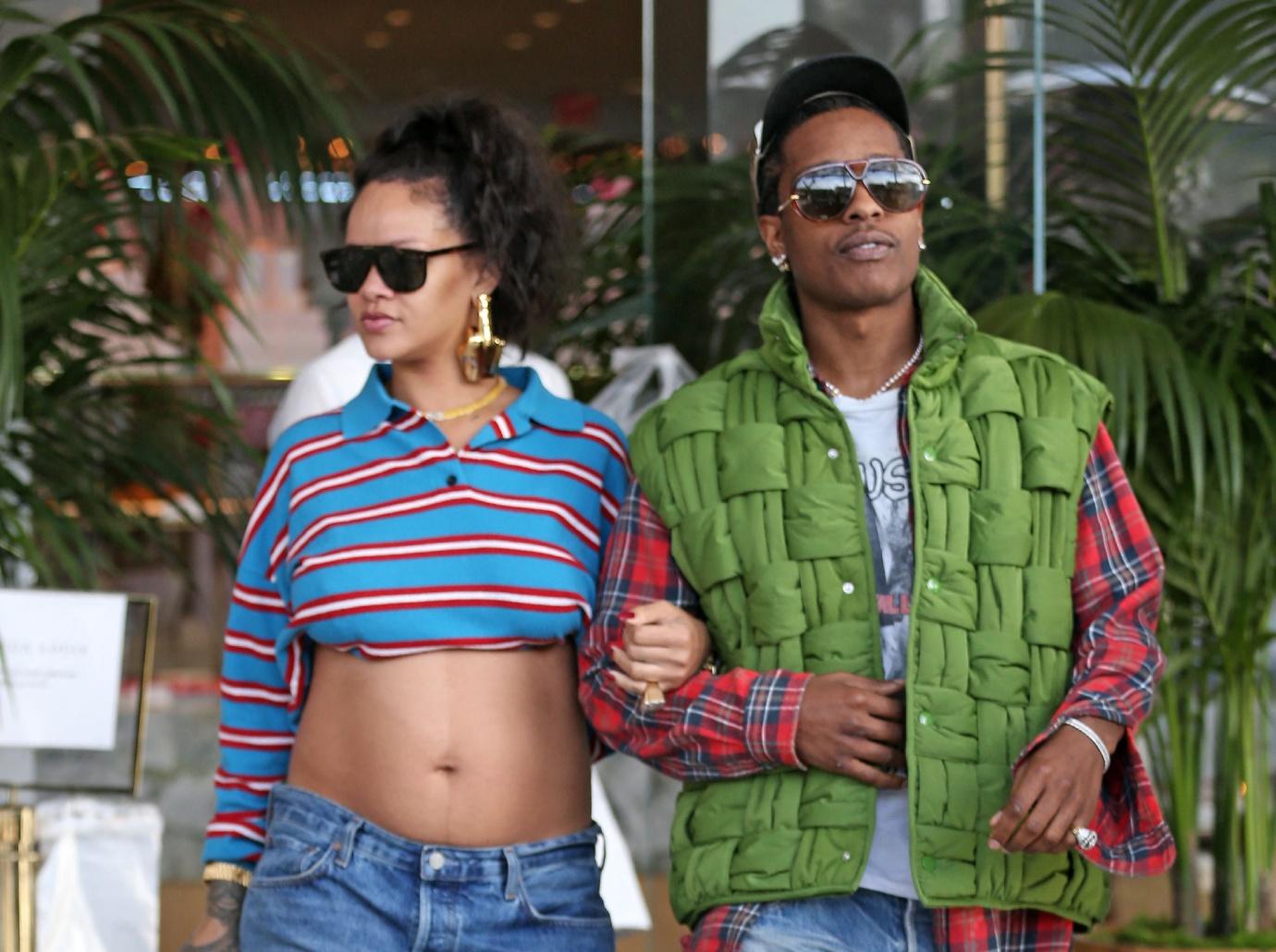 Rihanna Shows Off New Baby Son, Riot, For The First Time