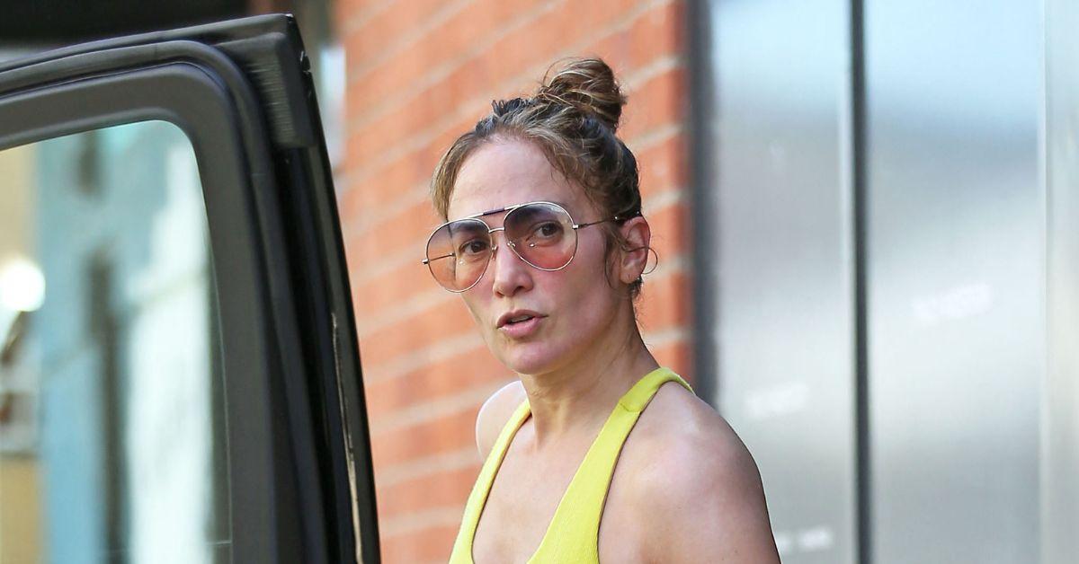 Jennifer Lopez Unleashes On Paps After Locked Out Of L.A. Gym