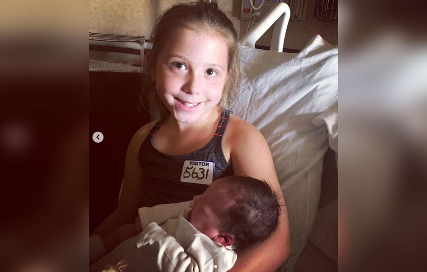 Chelsea Houska's Baby Girl Layne Meets Siblings Aubree & Watson: Pics!