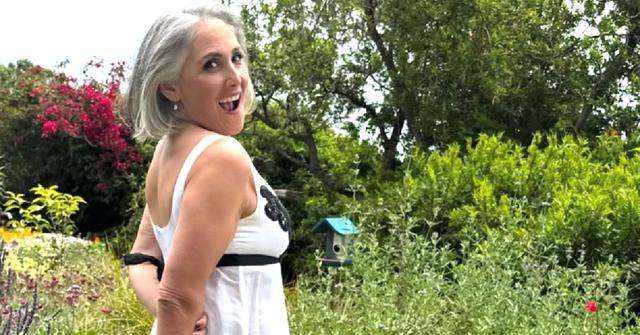Ricki Lake Shares Clip Of Medium Predicting Wildfire Burning Her Home