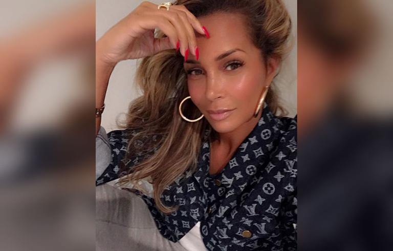 Diddy Hangs Out With Ex Sarah Chapman At The Museum With His Kids