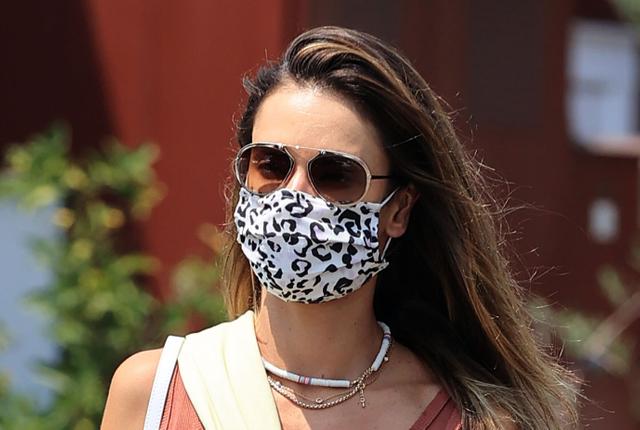 Celebrities Who Rock The Most Fashionable Face Masks: Ariana Grande ...