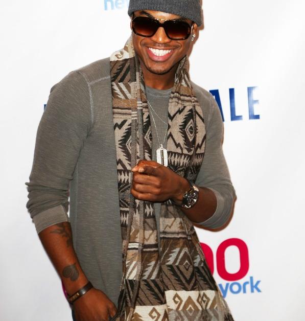 Exclusive: Ne-Yo Sings Us His Favorite Holiday Song!