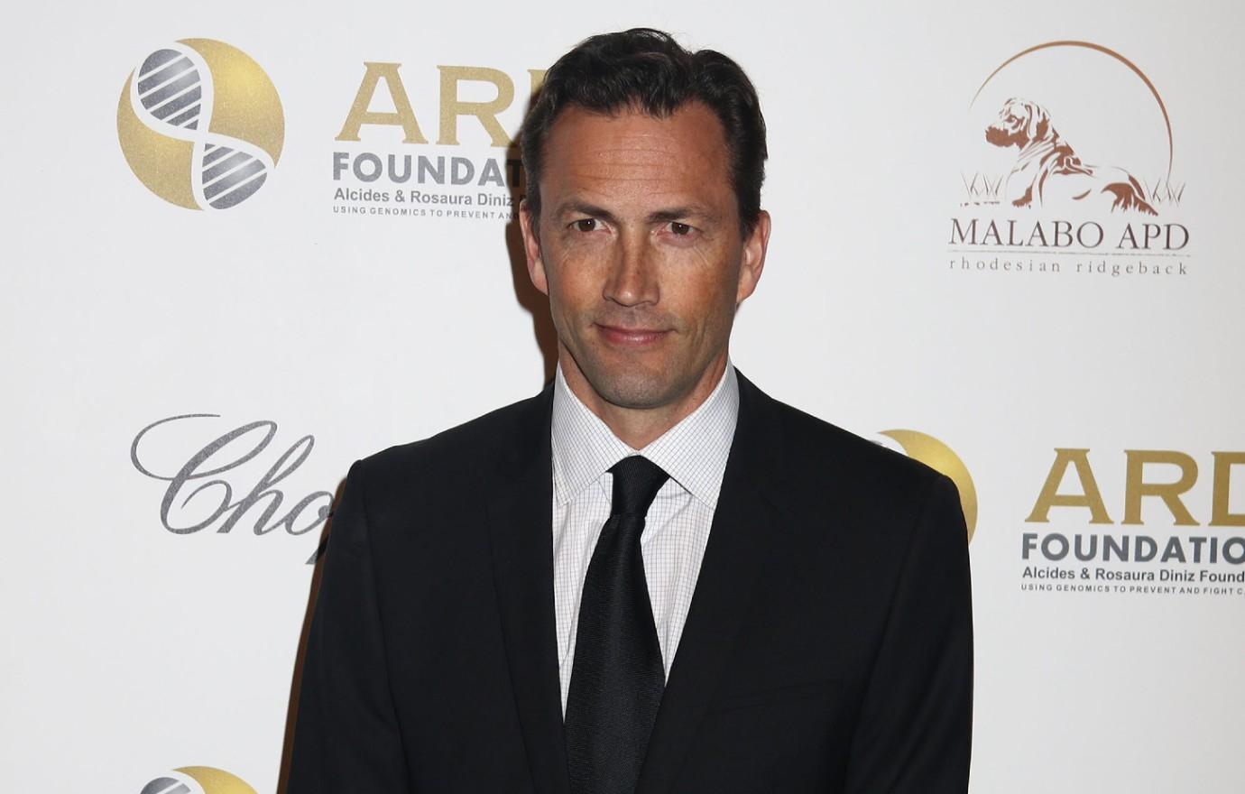 Andrew Shue Deletes Photos Of Amy Robach After Alleged Affair Exposed