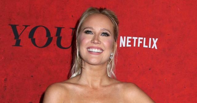 Anna Camp's Dating History: Skylar Astin, Jade Whipkey & More