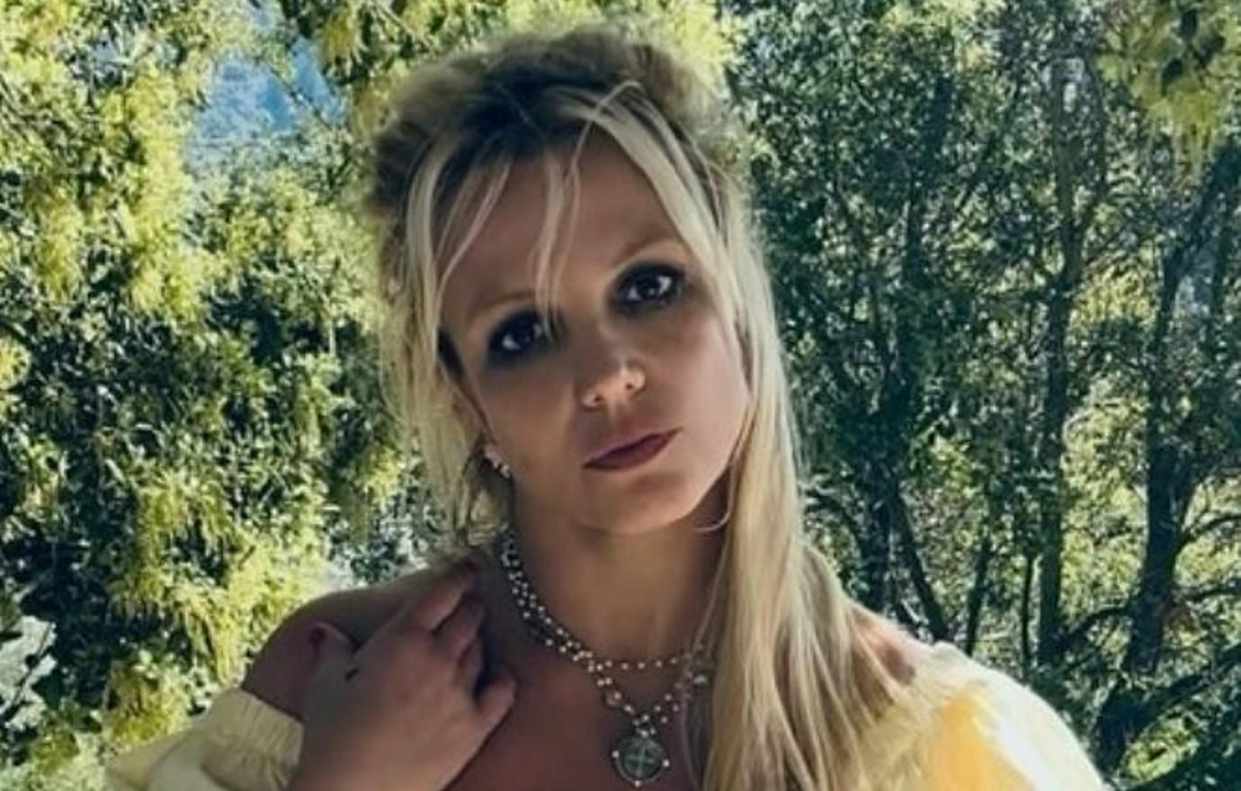 Britney Spears Feels 'Tiny & Weak' After Starting Fasting Diet