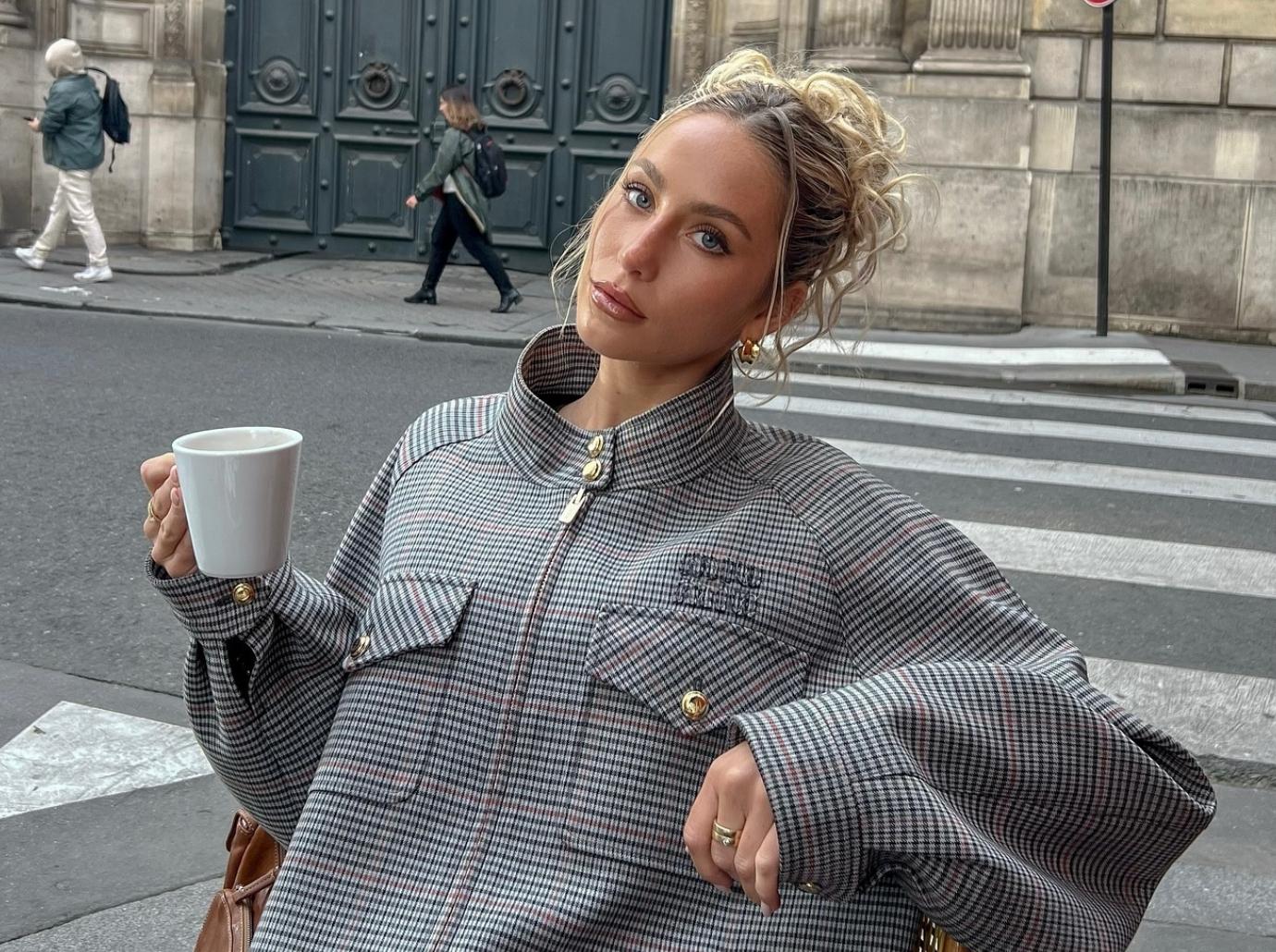 Alix Earle Reveals How She Manages Braxton Berrios Romance & Work