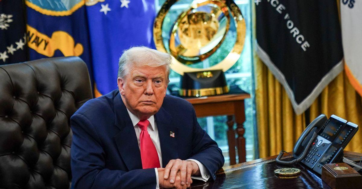 White House Covers Up Donald Trump's Cankles In New Photos