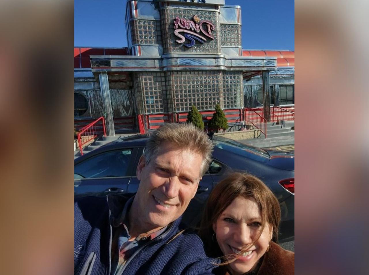 'Golden Bachelor' Stars Gerry & Theresa Plan To Eat At Every NJ Diner