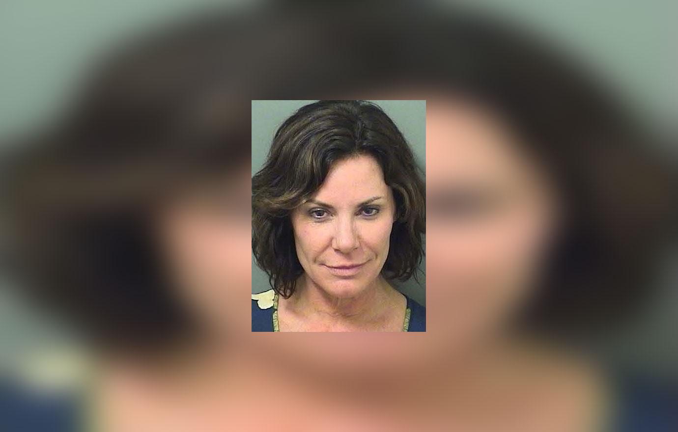 Luann De Lesseps Shows Off Bikini Body While Dining For Two