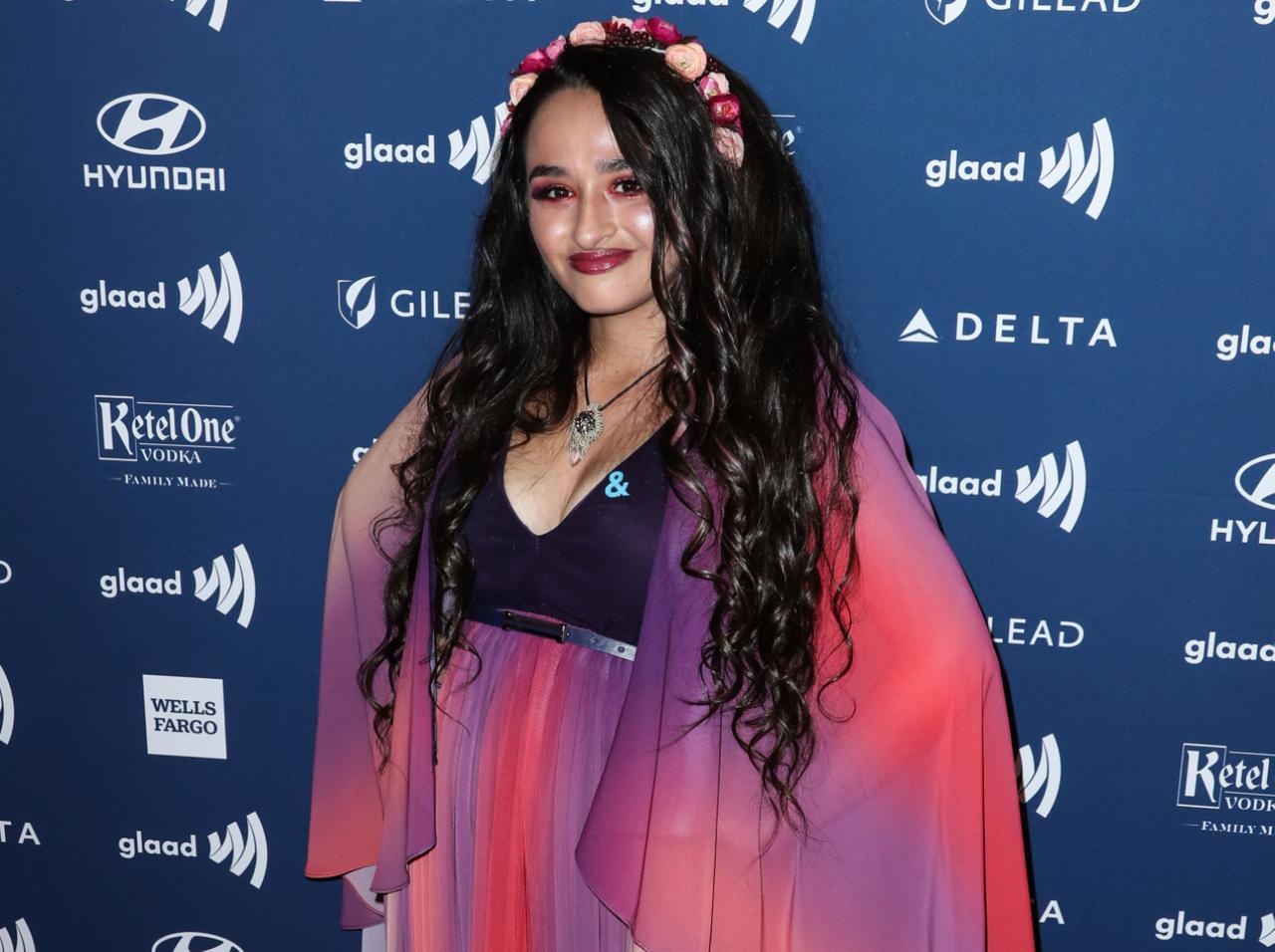 Jazz Jennings' Bro Sander Shoots His Shot At Dating Trans Woman