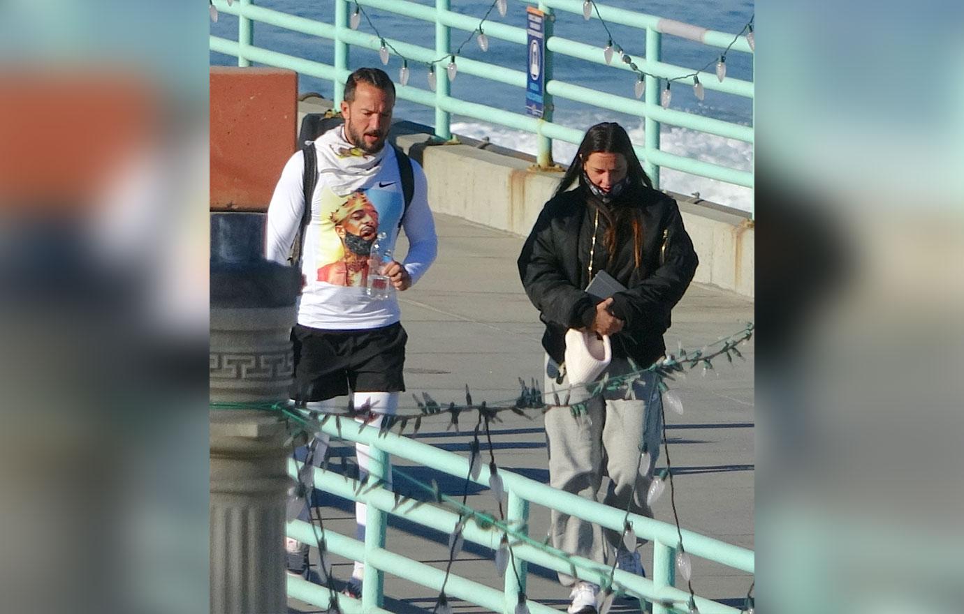 Pastor Carl Lentz And Wife All Smiles During Beach Walk: Photos