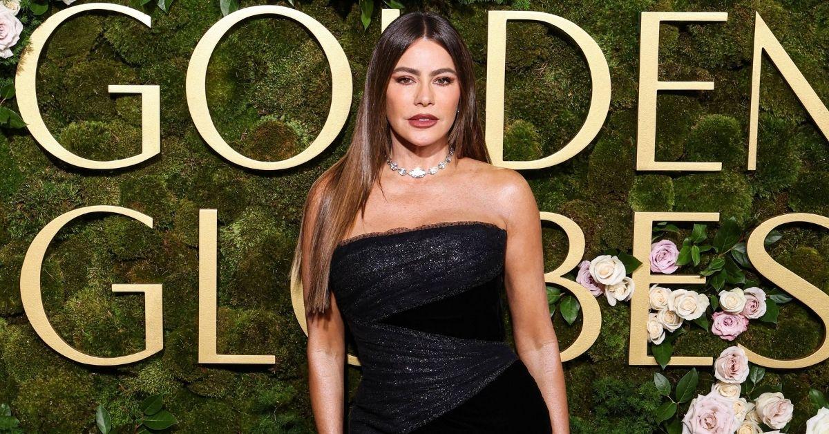 Sofia Vergara Exposes Her Butt In Racy Photos From Ibiza Trip Watch