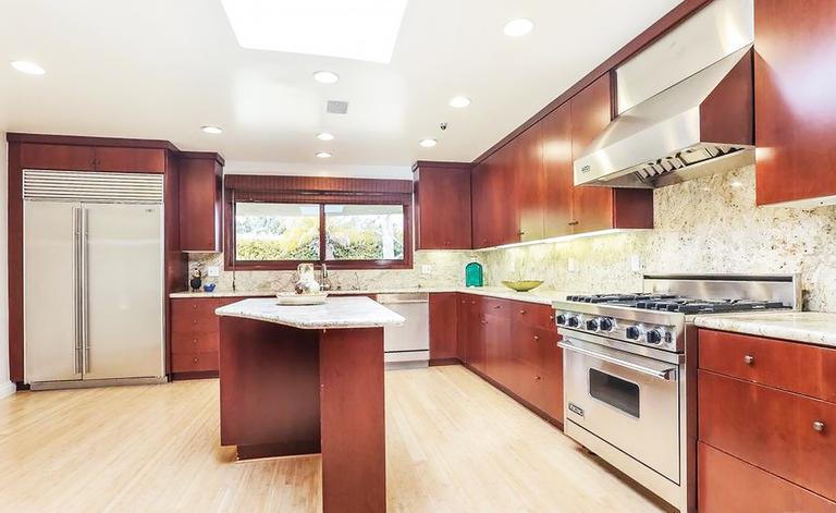 See Inside Giada De Laurentiis' Stunning Pad, Photos