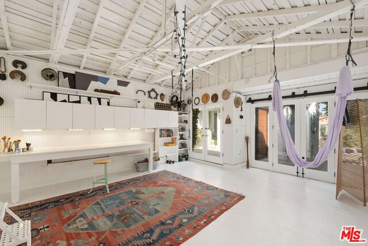 Danny DeVito & Rhea Perlman Purchase New L.A. Home—See Photos