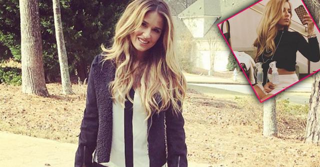 Pump It Up! Jessie James Decker Shares A Photo Of Herself Using A ...