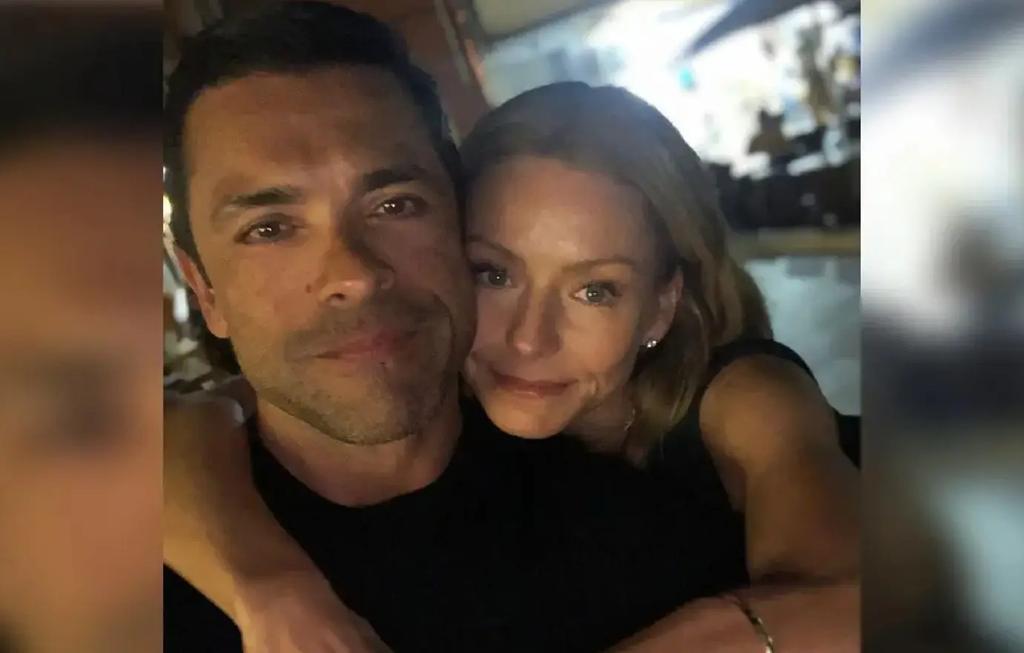 Kelly Ripa & Mark Consuelos Visit Son Joaquin At College