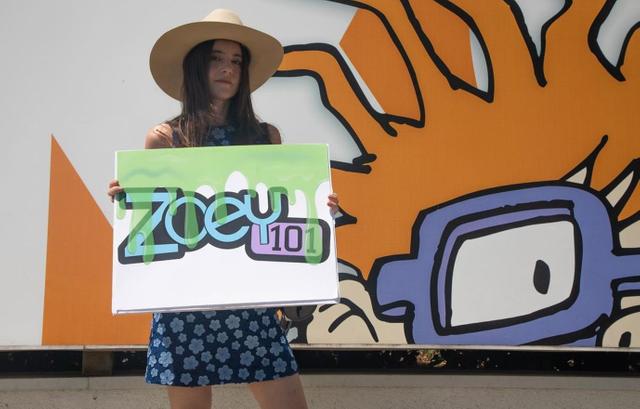 'Zoey 101' Star Alexa Nikolas Protests 'Traumatic' Nickelodeon Network