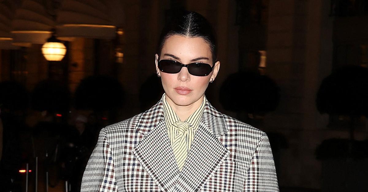 Kendall Jenner Wears Waist-Hugging Gown For Paris Fashion Week: Photos