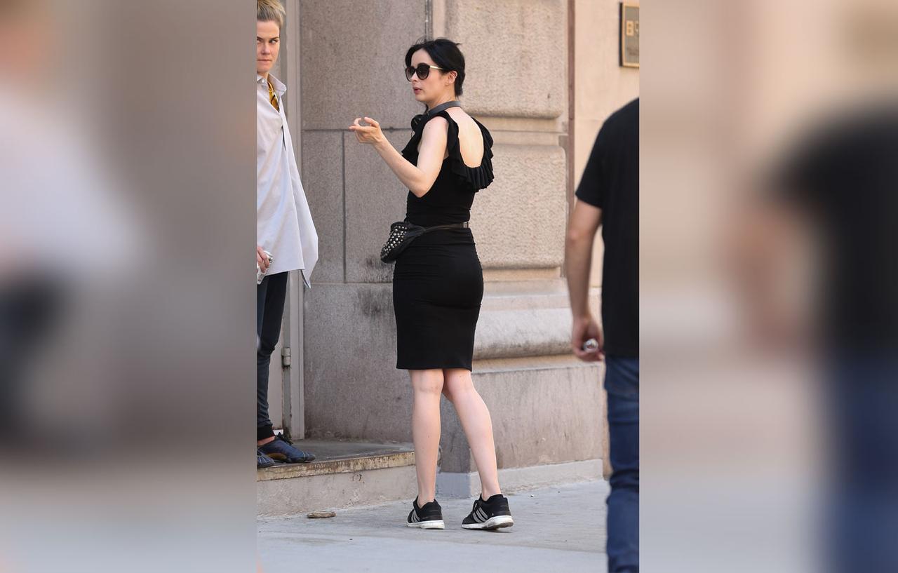 Krysten Ritter Smiles While Filming 'Jessica Jones' In NYC