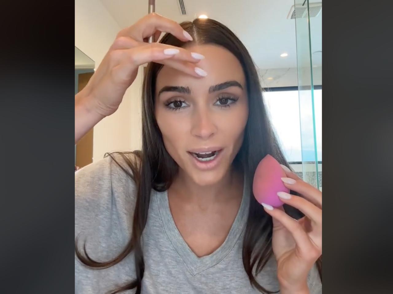 Olivia Culpo Denies Undergoing Plastic Surgery Despite Perfect Jawline