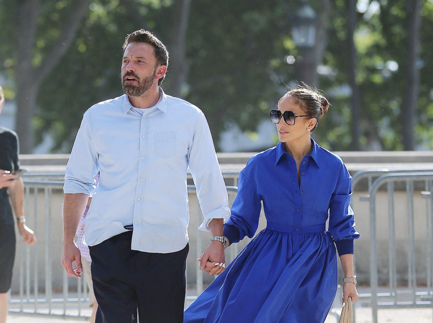 Howie Mandel Thinks Ben Affleck & JLo Spend Too Much Time Together