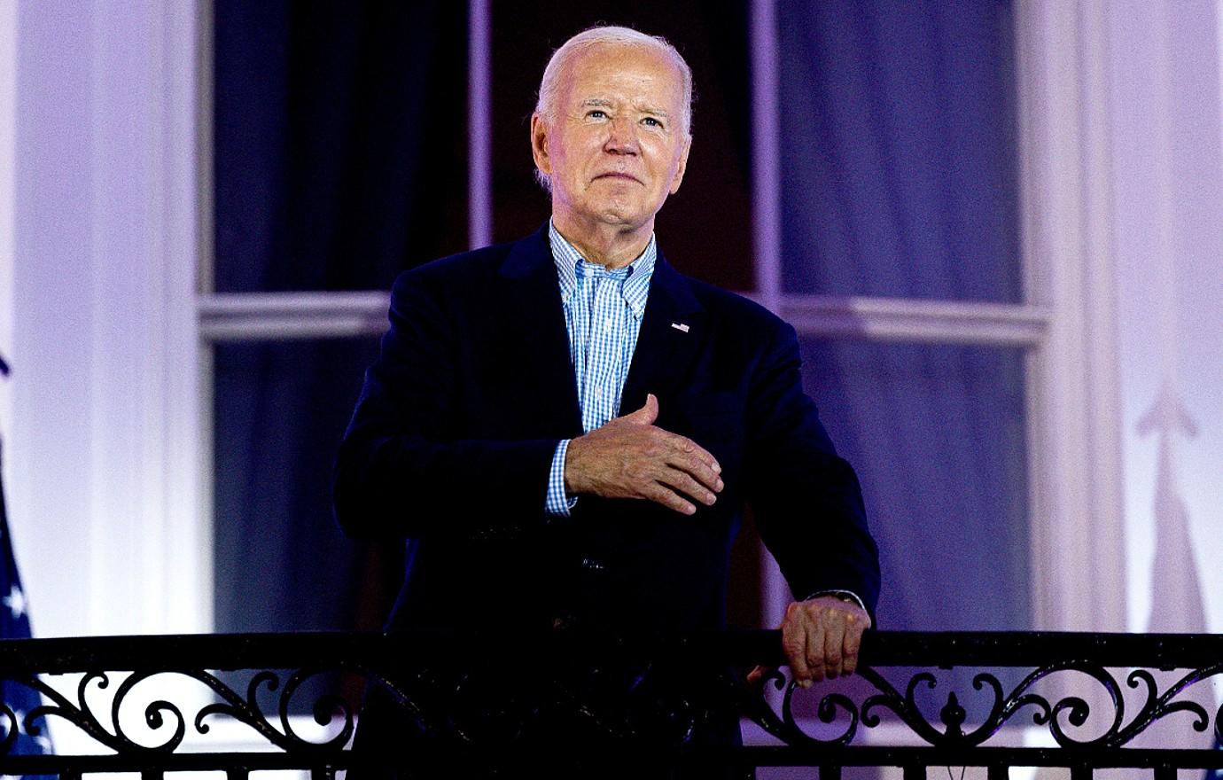 Joe Biden Slammed For Embarrassing Food Stain On Suit