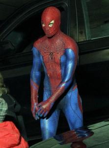 Andrew Garfield is Super Ripped As Spider-man!