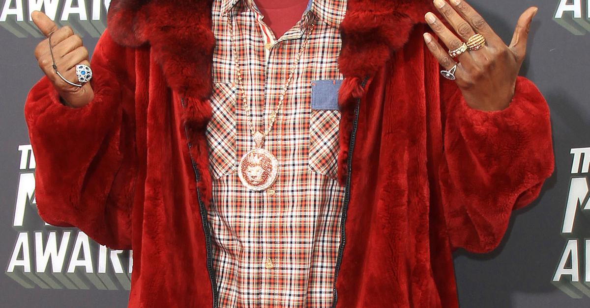 Watch Snoop Dogg Diss Iggy Azalea With Big Sean IDFWU Song Lyric