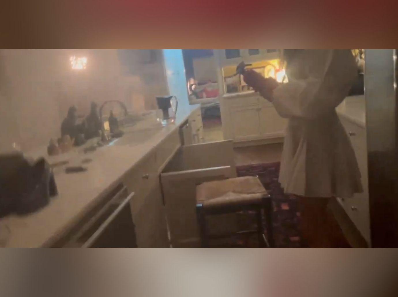Taylor Swift Extinguishes Messy Kitchen Fire With Gracie Abrams: Watch