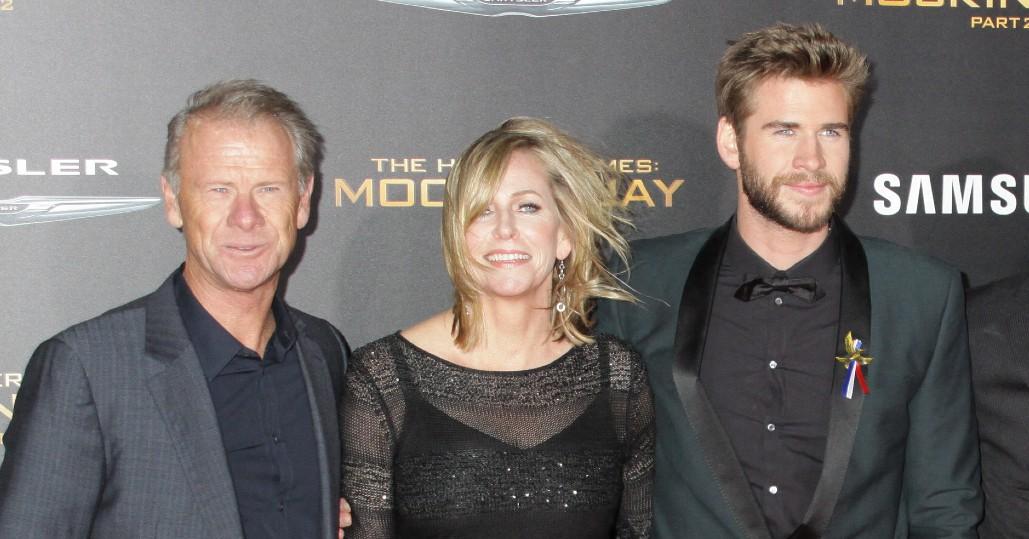Chris Hemsworth Emotionally Reveals Father Carries Alzheimer's Gene