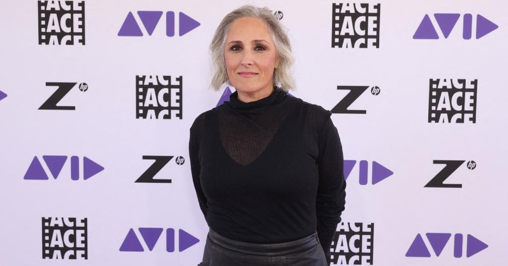 Ricki Lake Shares Clip Of Medium Predicting Wildfire Burning Her Home