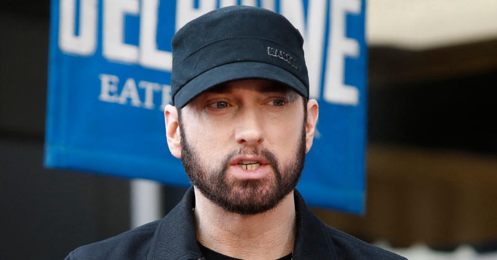 Eminem Flips Off San Francisco 49ers Fans During NFC Championship Game