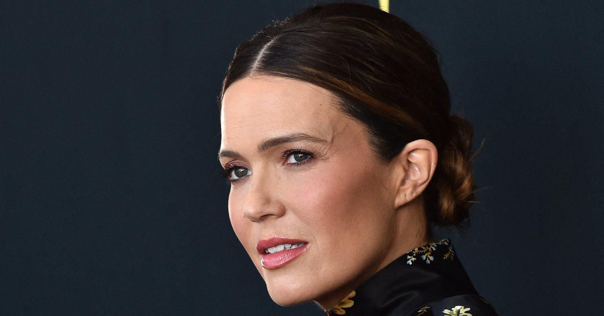 Pregnant Mandy Moore Says Paparazzi Have Been 'Following' Her For Days
