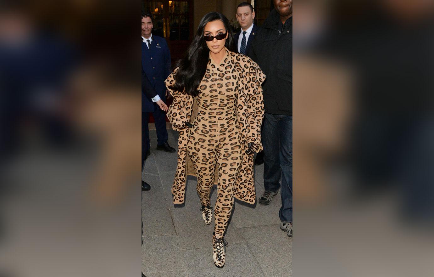 Kim Kardashian Chased By Pigs During Vacation In Bahamas