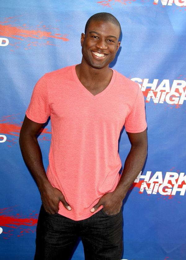 Celebs Get Starstruck Too! Find Out What Happened When Sinqua Walls Ran ...